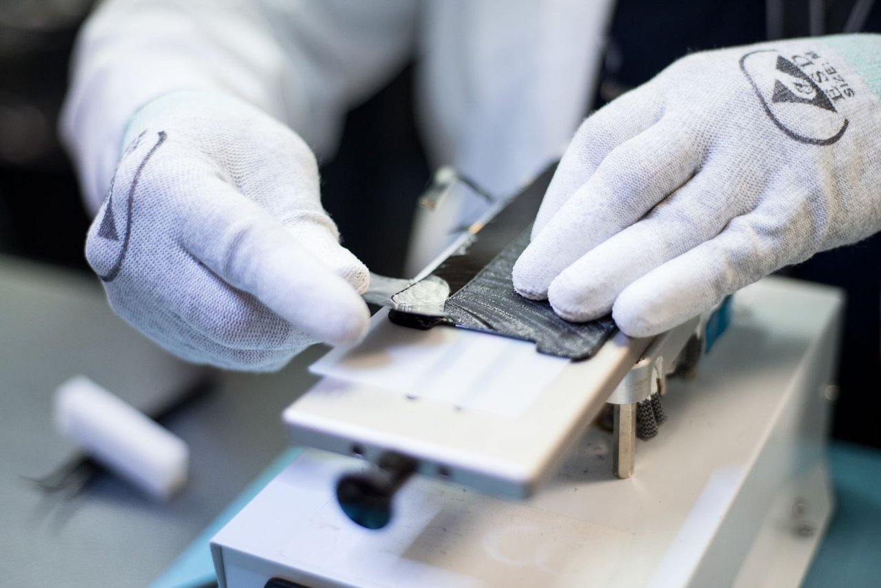 How to Recover Value From Smartphones with Damaged Screens